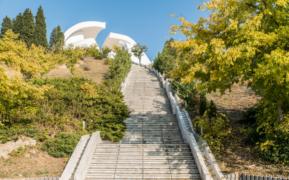 Photo Essay: What I Saw in Veles, Macedonia - 100 Days and Nights